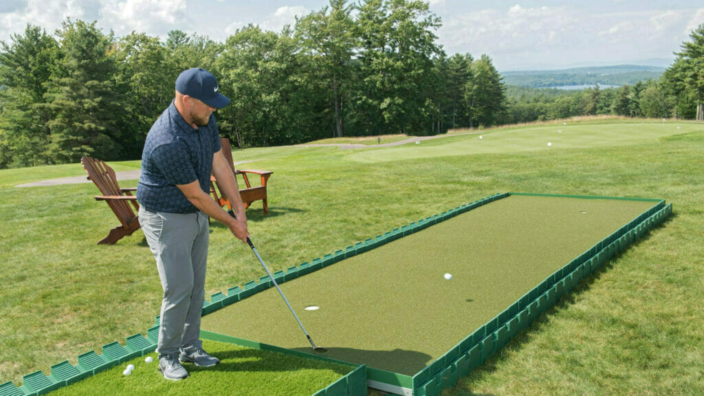 Adjustable Chipping Platform – Extreme Green Golf