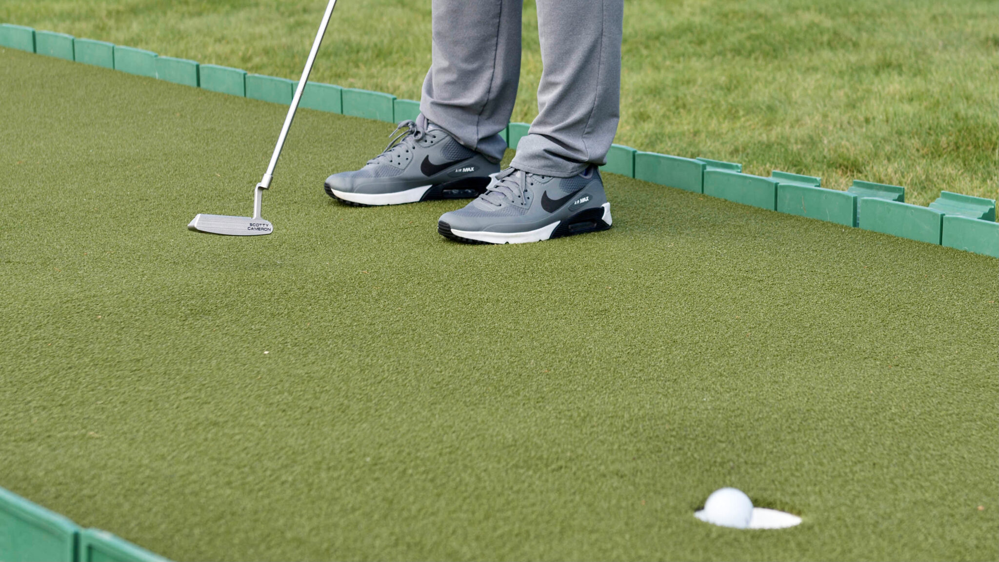 Extreme Green Golf – Adjustable Putting Greens